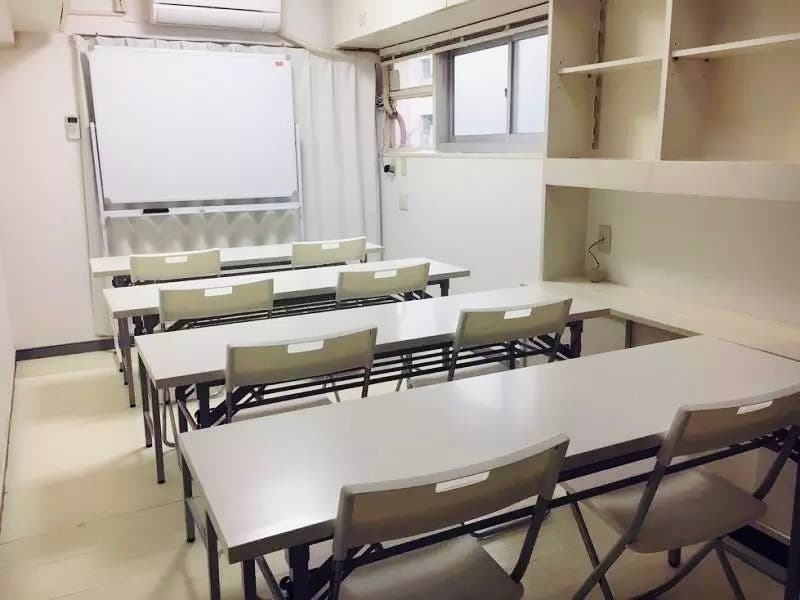 [代官山駅2分恵比寿駅5分]白い個室☆会議室☆シンプルお手軽☆静かな一室☆wifi多目的利用☆コンビニ目の前。の写真6