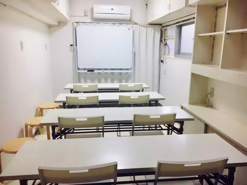 [代官山駅2分恵比寿駅5分]白い個室☆会議室☆シンプルお手軽☆静かな一室☆wifi多目的利用☆コンビニ目の前。の写真8