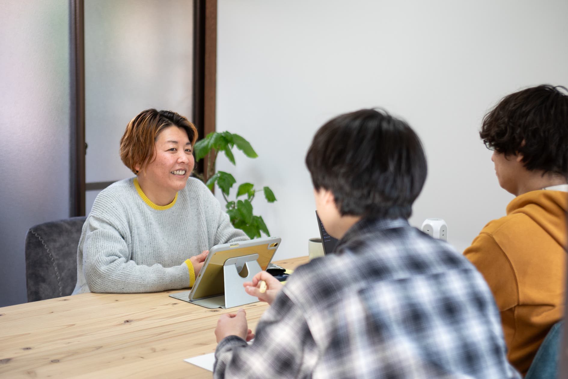 【南海和歌山市駅徒歩12分！4名利用可！】少人数での打ち合わせ、オンライン会議などにも最適です♪の写真3