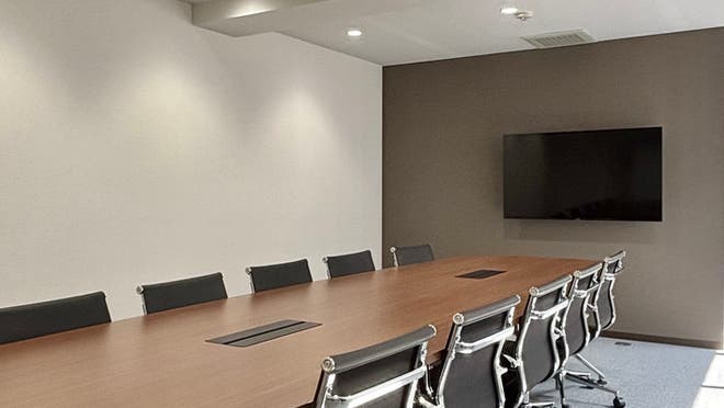 【博多駅徒歩7分】オフィス内ビルの完全個室】駐車場1台無料・WIFi無料・ホワイトボード・モニター無料!博多駅JSビル貸会議室の写真1