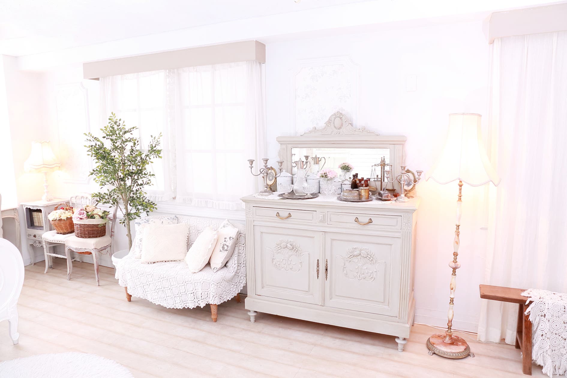 🎊今だけ特割🎁秋葉原4分⭐本格アンティーク家具が彩るシャビーシック撮影スタジオ✨ポートレート、撮影会、作品撮りに特別な一枚を📷の写真7