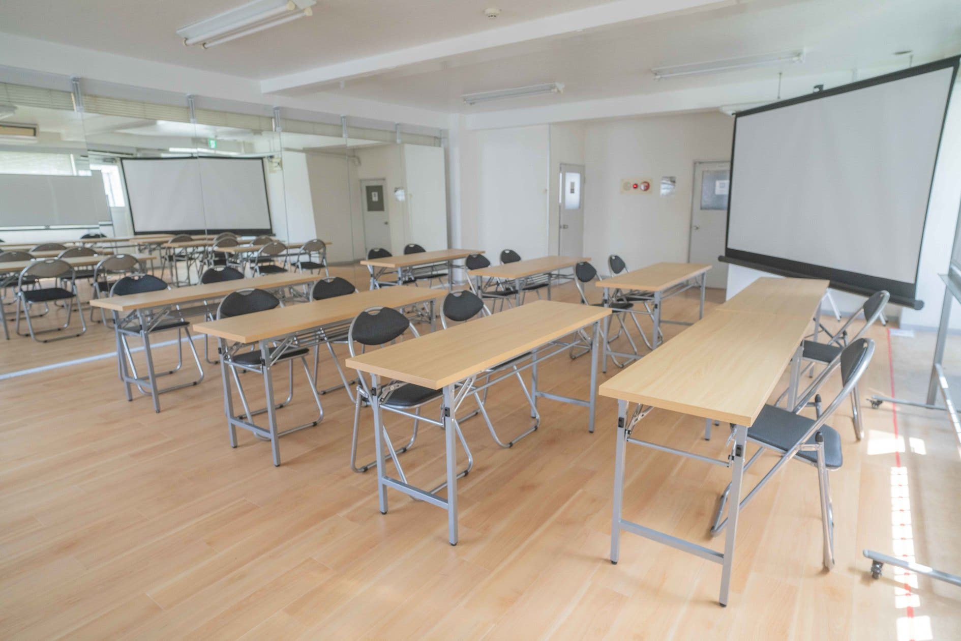 騎射場・鴨池　貸会議室(会議、面接、役員会、会議後の食事懇談可)の写真13