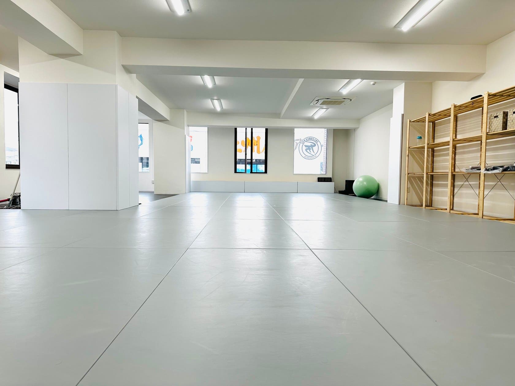 70㎡の広々マット | ヨガ・ピラティス | キッズの遊び場に最適な清潔スペース（JR宇都宮駅東口徒歩８分）駐輪場アリの写真8