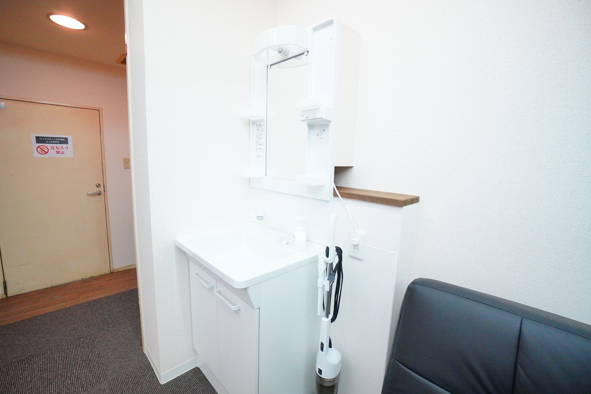 ＜ホットスポット山代温泉＞🅿️有り🚗仕事/自習/ネイルグッズ💅施術ベッド💆‍♀️マッサージ/整体/サロン/お茶会/ボドゲの写真21