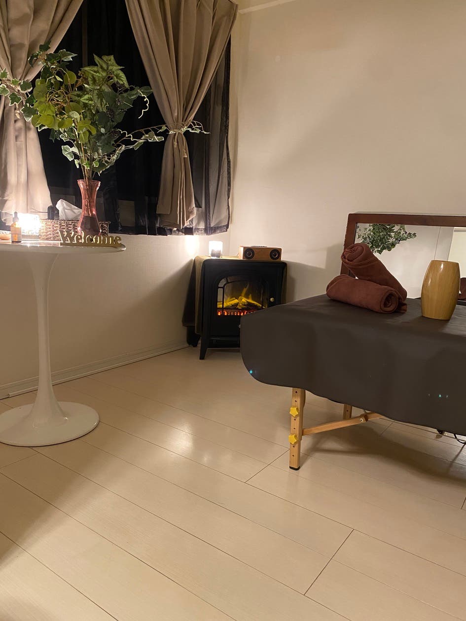 24h🈺 駅近❗広々使えるレンタルサロン🌈マッサージ、エステ、配信、他にも様々なご利用ができるシンプルデザイン🎶の写真7