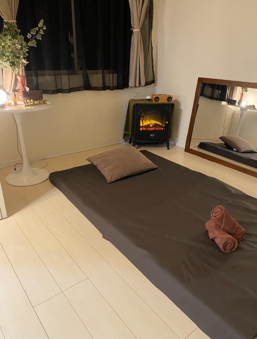 24h🈺 駅近❗広々使えるレンタルサロン🌈マッサージ、エステ、配信、他にも様々なご利用ができるシンプルデザイン🎶の写真6