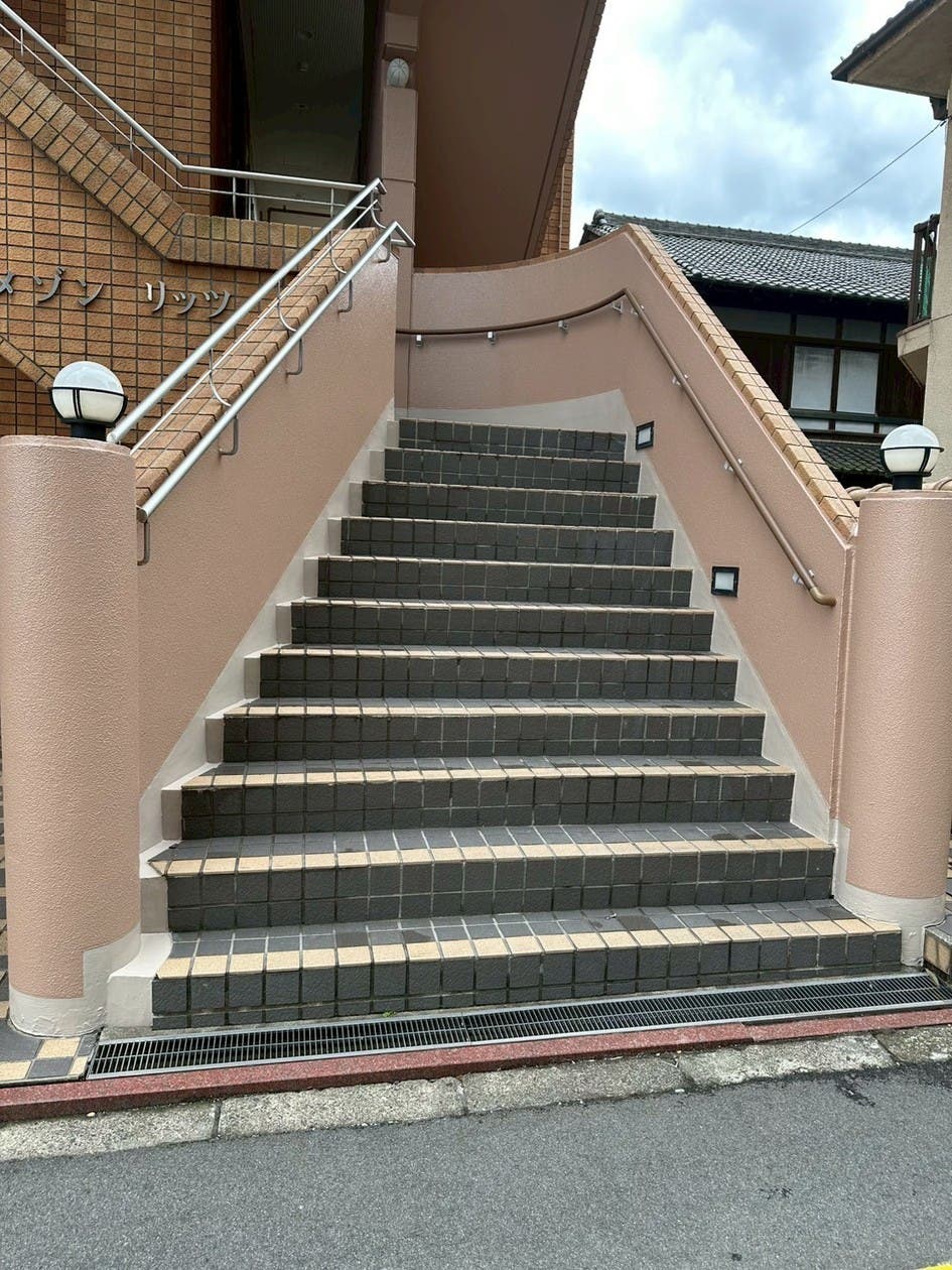 ⒌5畳！エステティシャンが運営するサロン貸しスペース！個室でゆったり施術出来ます。の写真4