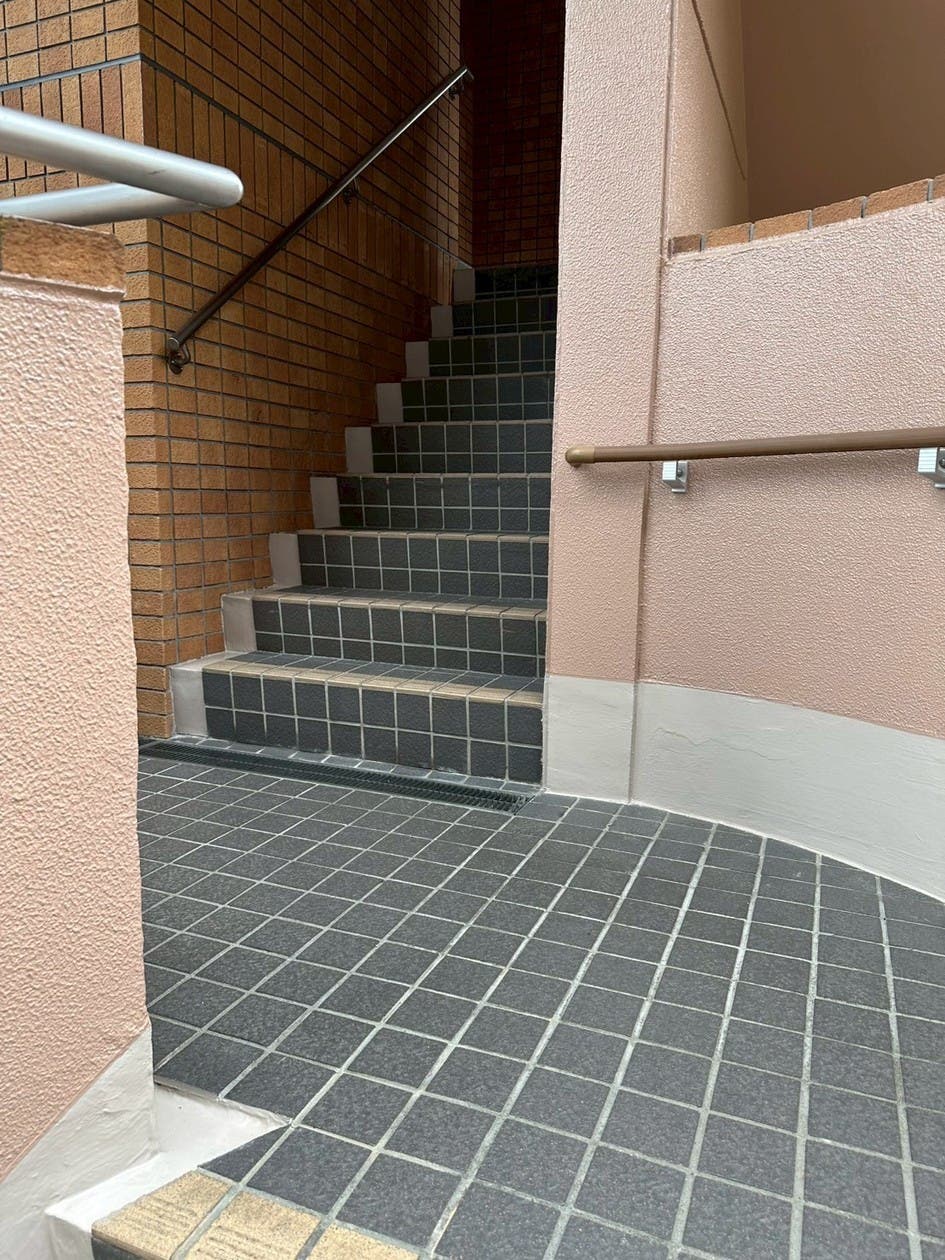 ⒌5畳！エステティシャンが運営するサロン貸しスペース！個室でゆったり施術出来ます。の写真5