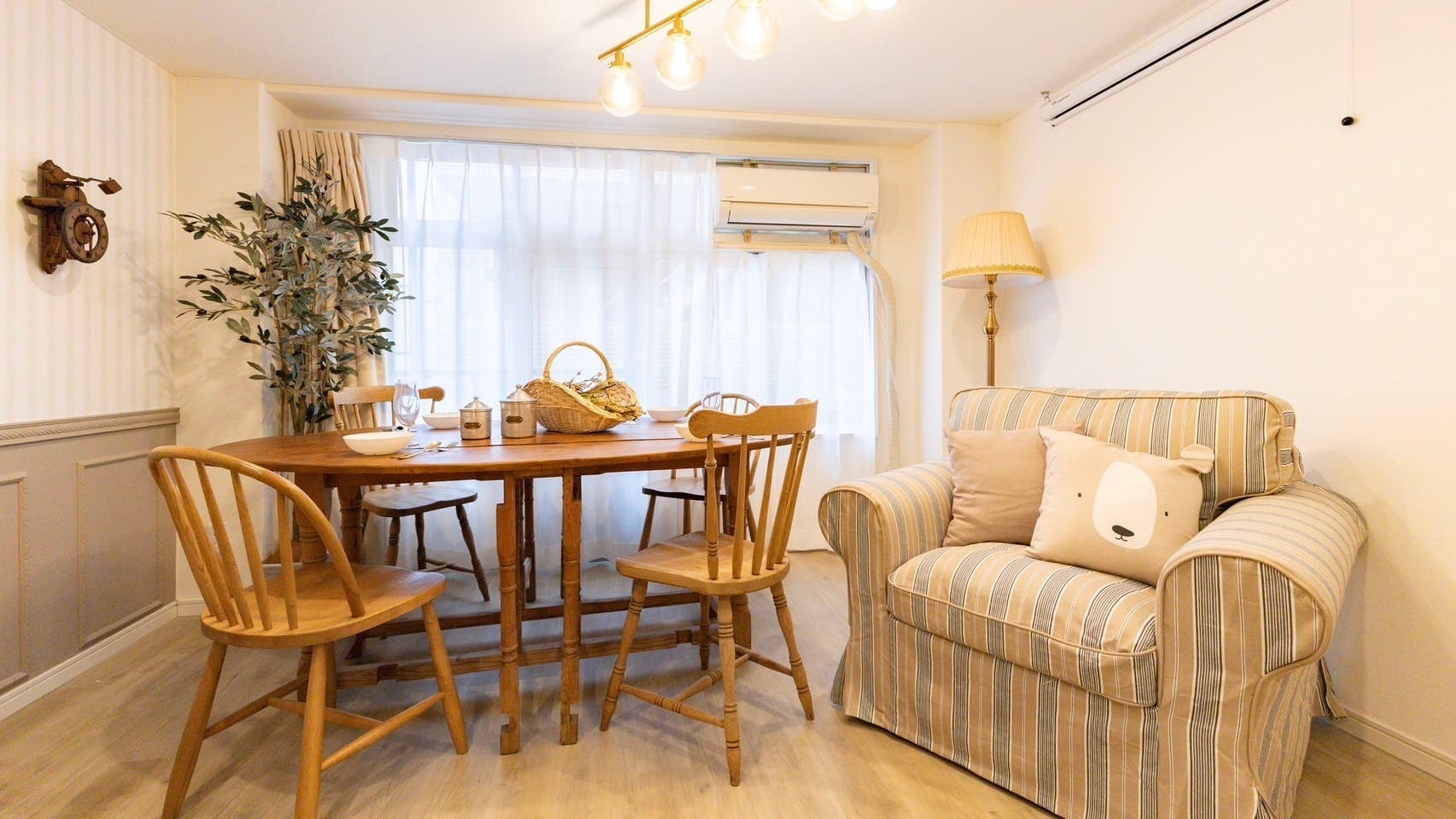 OPEN記念割🎉秋葉原駅徒歩3分｜パーティー撮影📸ママ会🍼オムツ無料👶おもちゃベビーカー置き場｜ 韓国スタジオ風の写真5