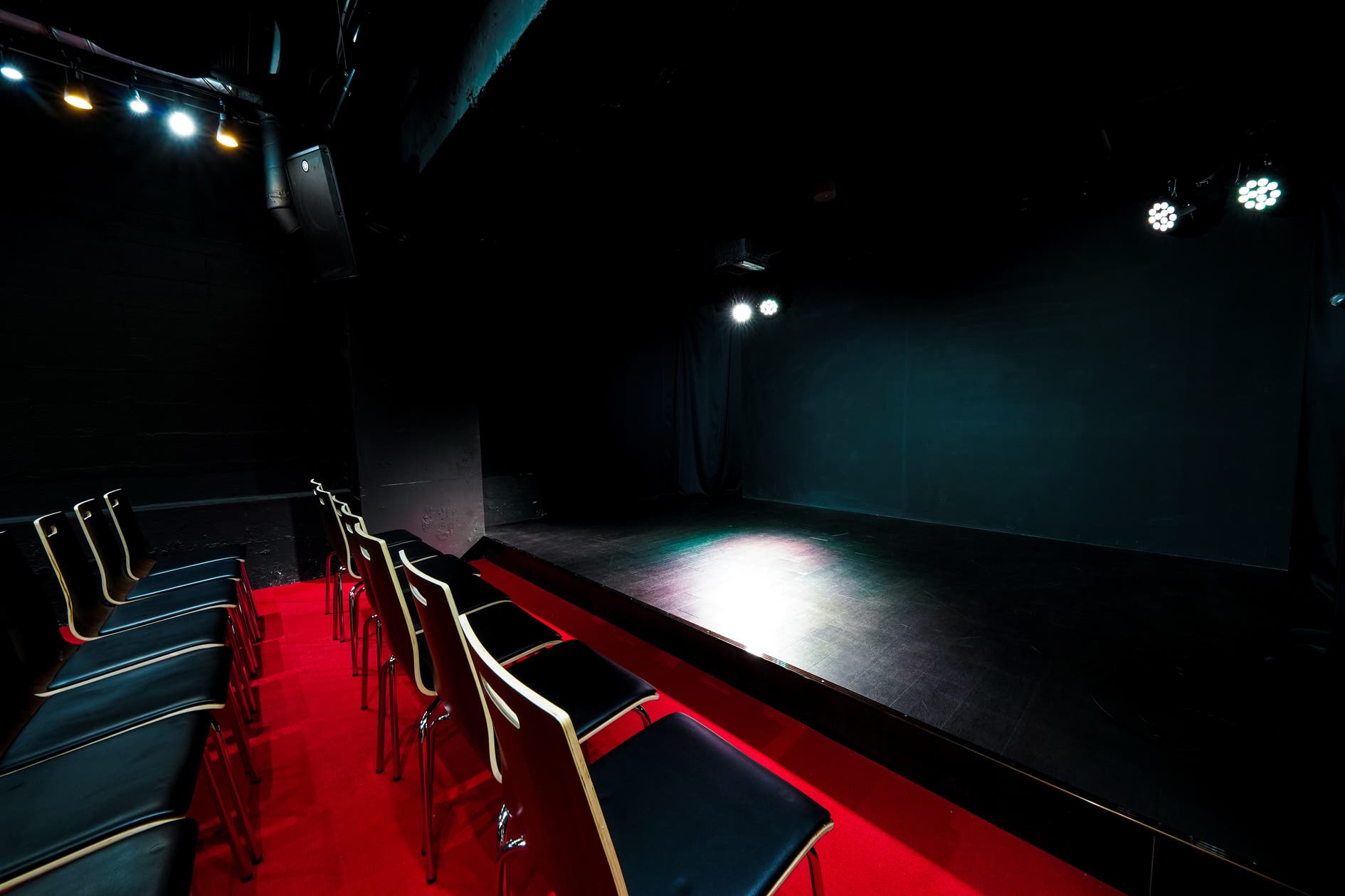 新宿駅から徒歩５分のスタジオの写真1