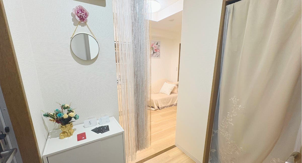 【南森町駅徒歩5分】エステ・整体・鍼灸・少人数の女子会にぴったりな日当たりの良いサロンですの写真7