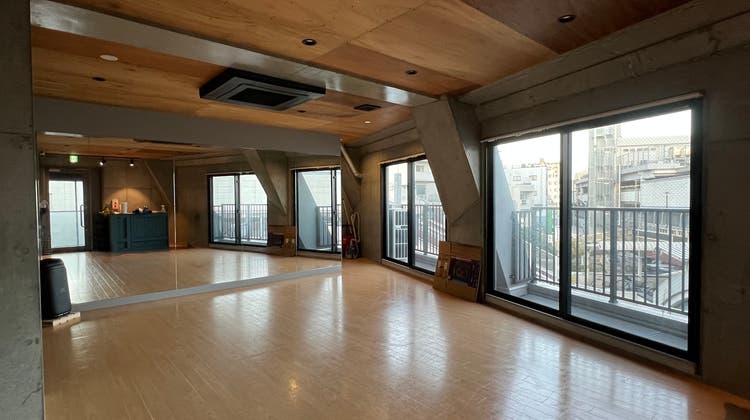 溝の口駅横のレンタルスタジオ! STUDIO WAVEの写真1