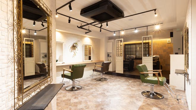 10時〜19時♪志木駅徒歩1分♪美容室プライベートサロン・面貸し・レンタルサロンの写真1