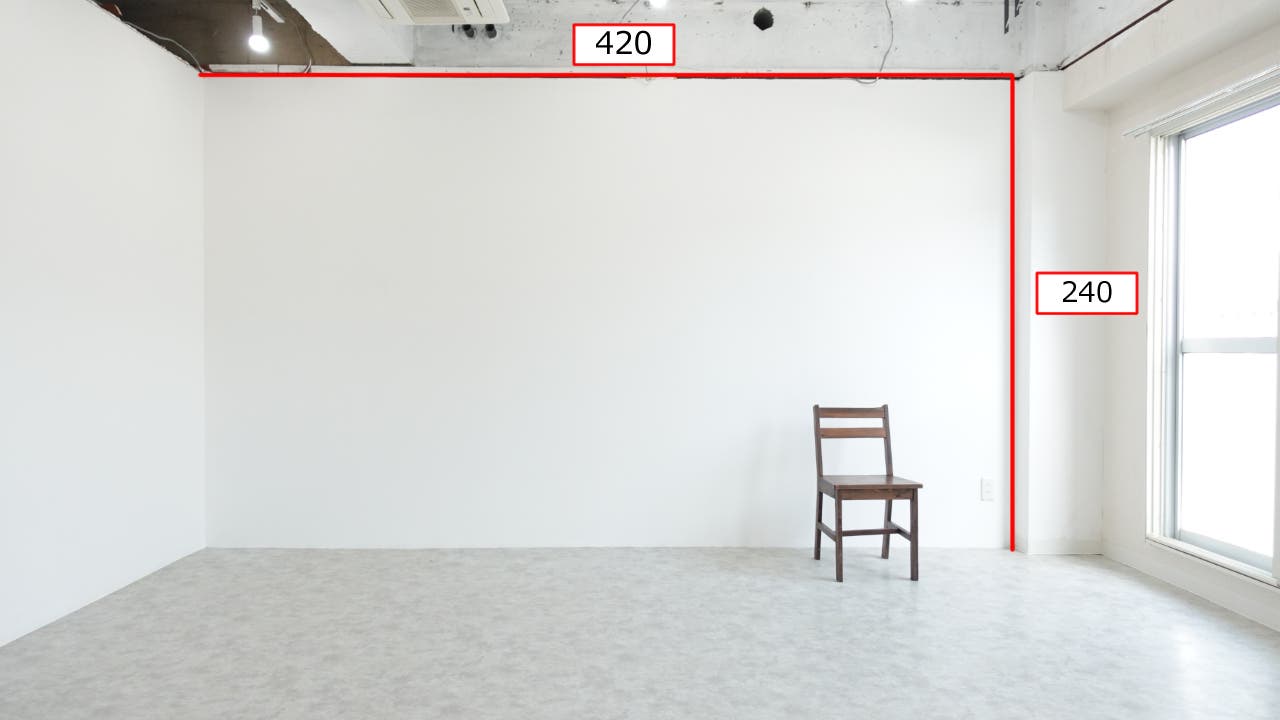 【中野7分】白壁＋アーチ＋ウッド壁｜フルカラーLEDライト＋背景紙無料｜【人物撮影｜ペット可】の写真5