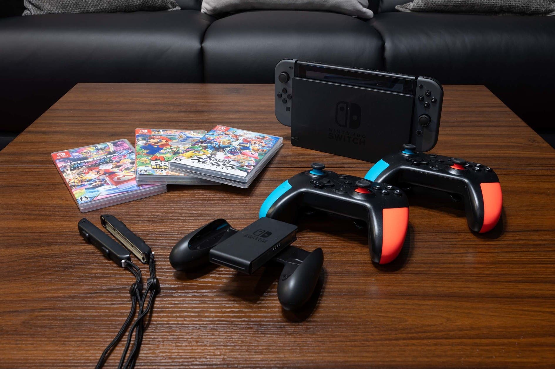 ⑤大人気ゲーム機（大迫力100インチプロジェクター）の画像1