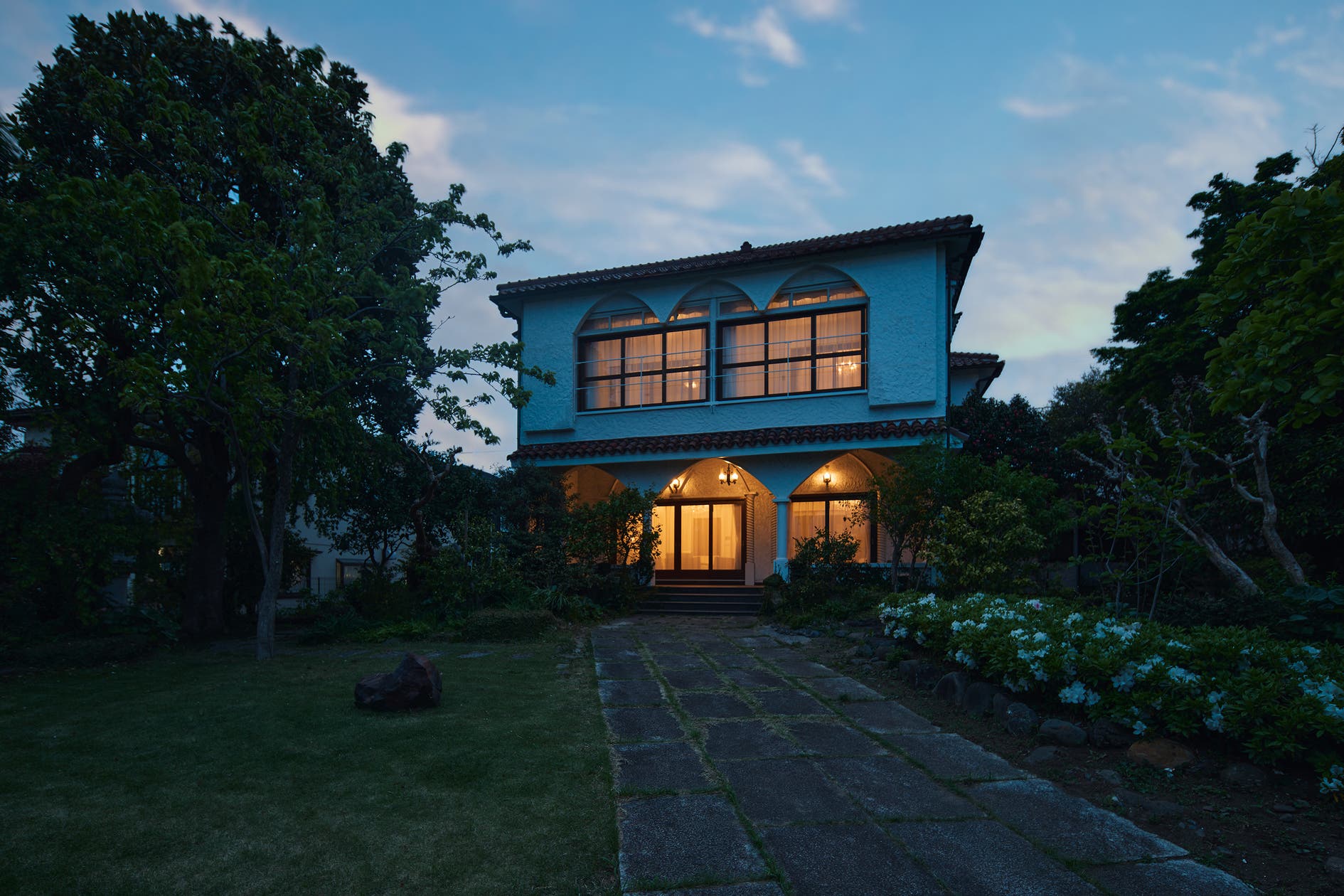 閑静な住宅地に佇む異国情緒漂うクラシカルな洋館の写真17