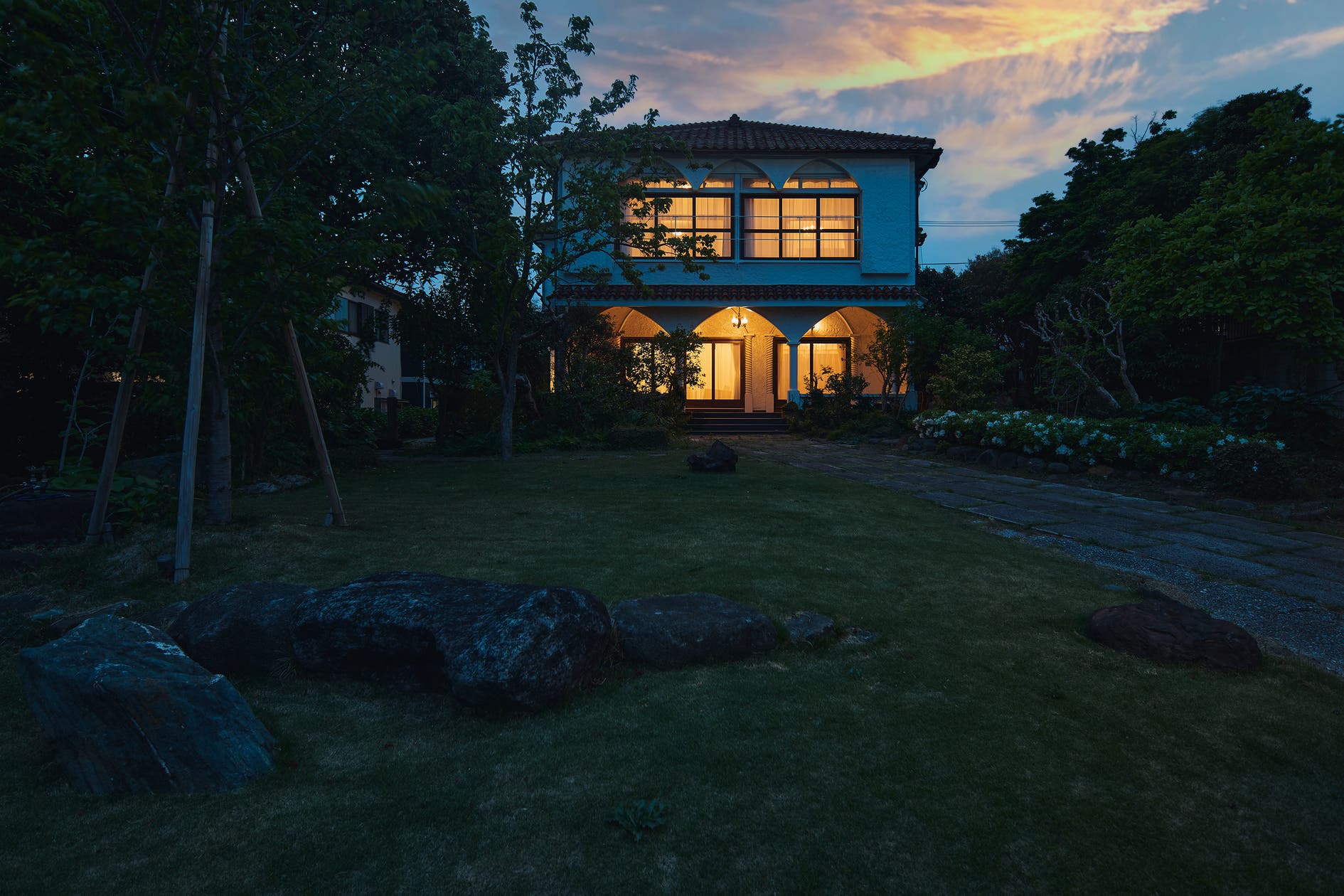 閑静な住宅地に佇む異国情緒漂うクラシカルな洋館の写真18