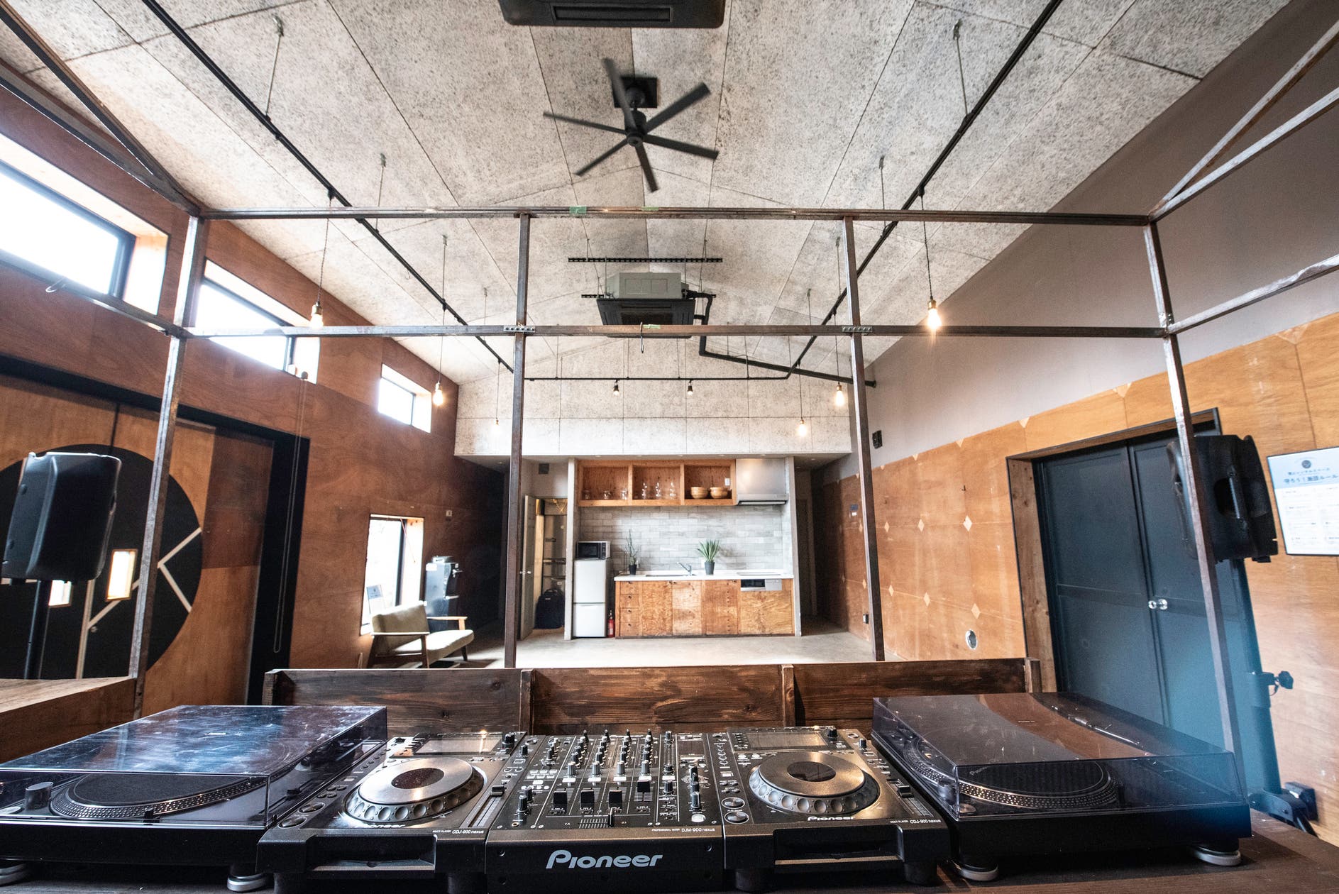 【大人も楽しい秘密基地❗️】湘南・藤沢北部の農園地帯。貸切キャンプ｜音楽イベント｜撮影｜キッチン・シャワー完備の写真4