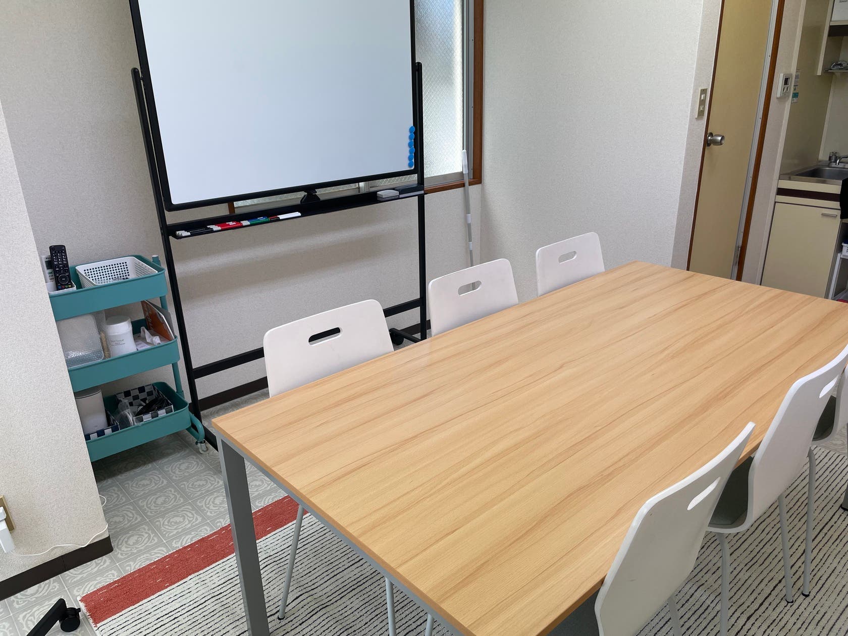 荻窪駅2号店/女性利用多数【即予約可・高速度WiFi】各種教室、会議、商談、面接、研修、撮影、ボドゲ、自習等に最適な個室スペースの写真14