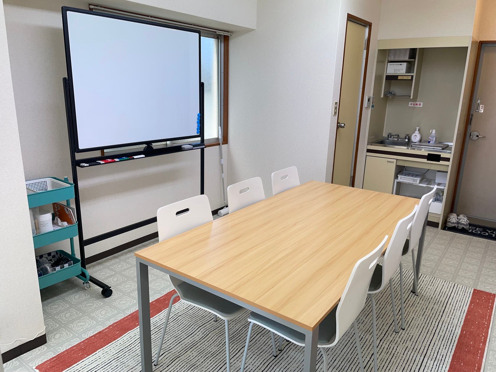 荻窪駅2号店/女性利用多数【即予約可・高速度WiFi】各種教室、会議、商談、面接、研修、撮影、ボドゲ、自習等に最適な個室スペースの写真22