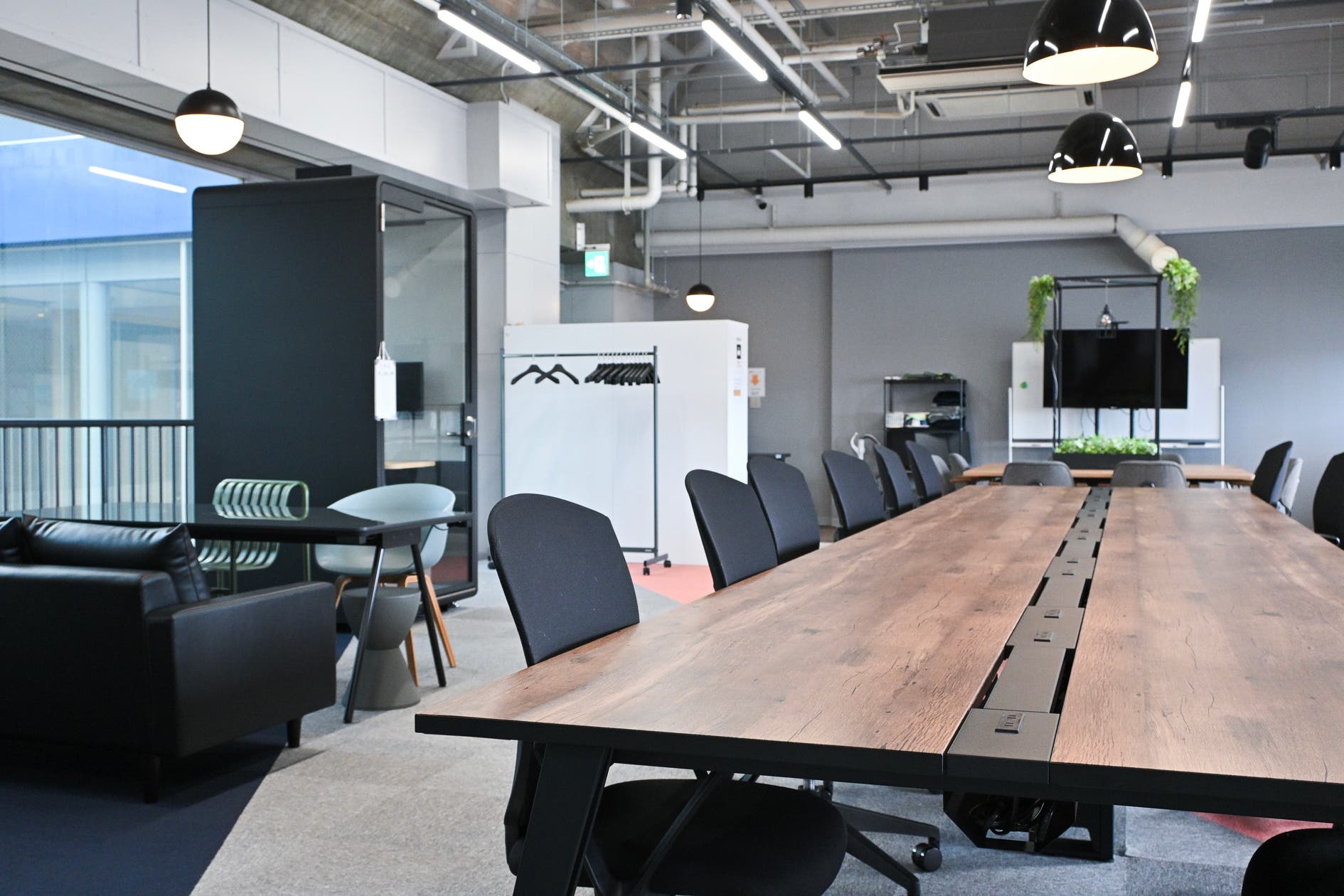 Sunset Officeコワーキングスペースの写真2