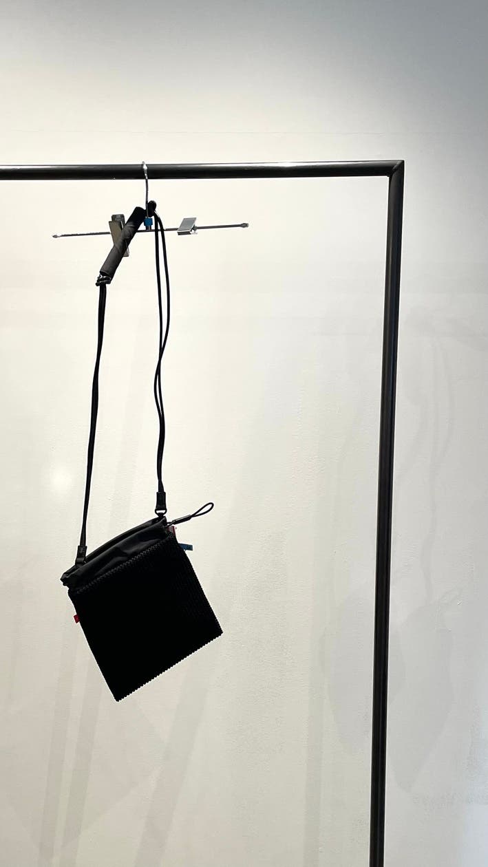 狸小路8丁目にある隠れ家セレクトショップの写真4