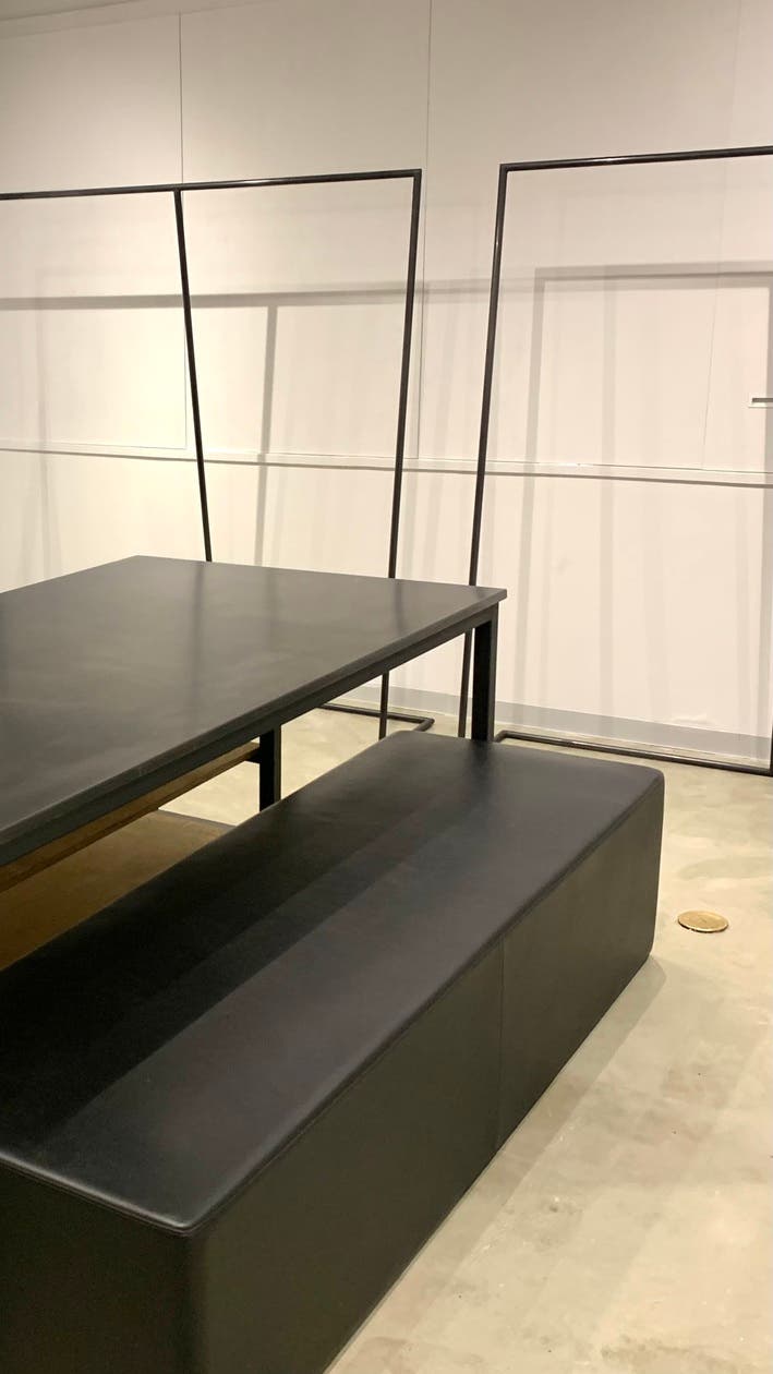 狸小路8丁目にある隠れ家セレクトショップの写真5