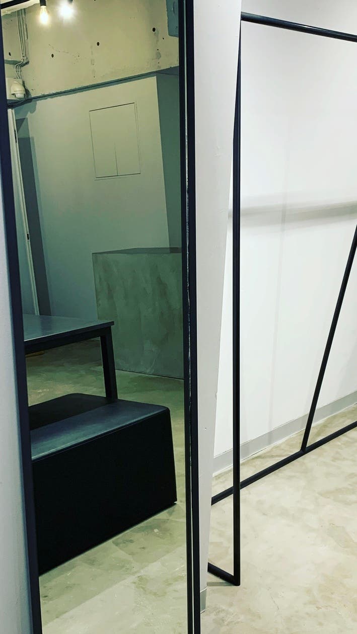 狸小路8丁目にある隠れ家セレクトショップの写真6