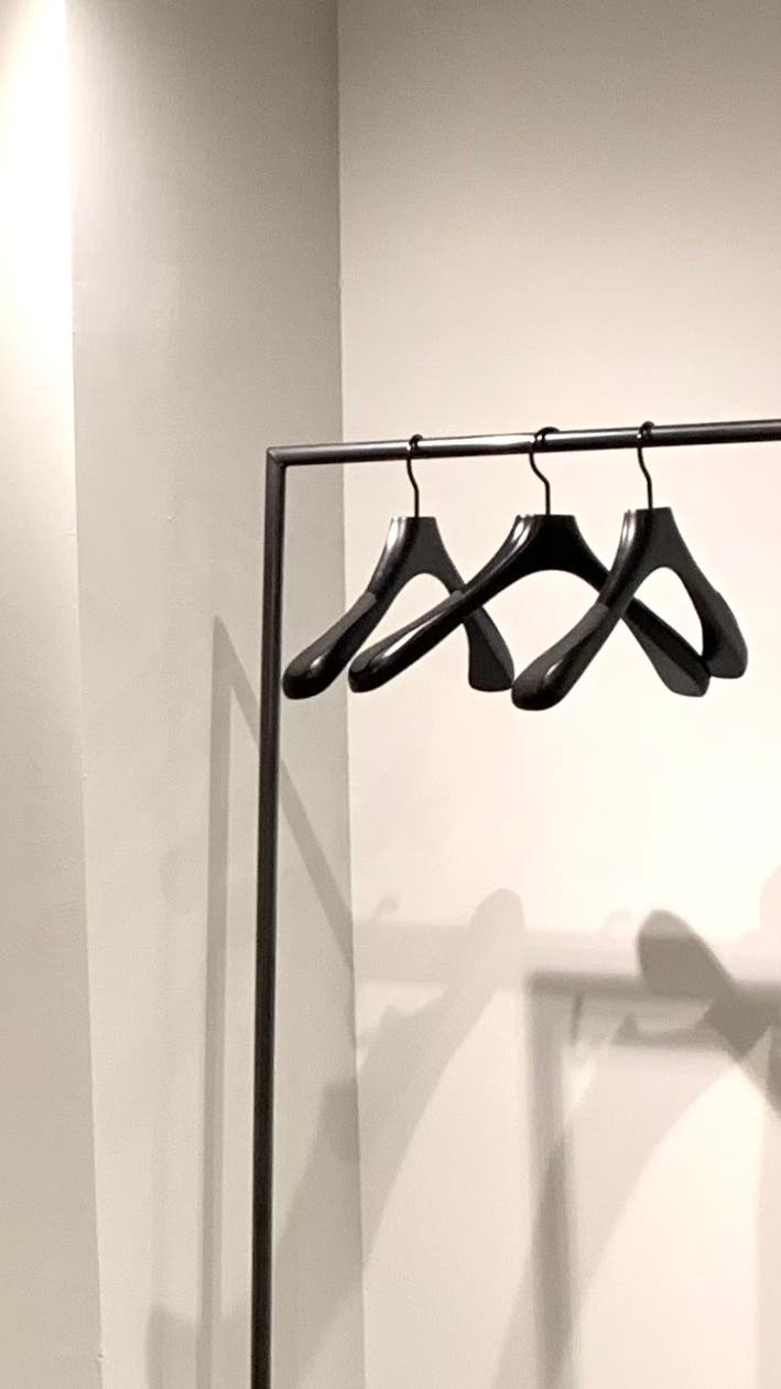 狸小路8丁目にある隠れ家セレクトショップの写真8