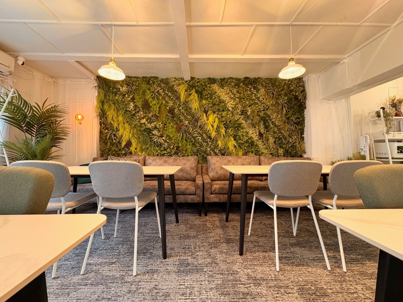 NEW!【関内5分/馬車道3分】最大24名/壁面緑化4m/光無料Wifi/会議・撮影・女子会・ボドゲ等！飲食🍷可！ゴミ捨て無料！の写真9