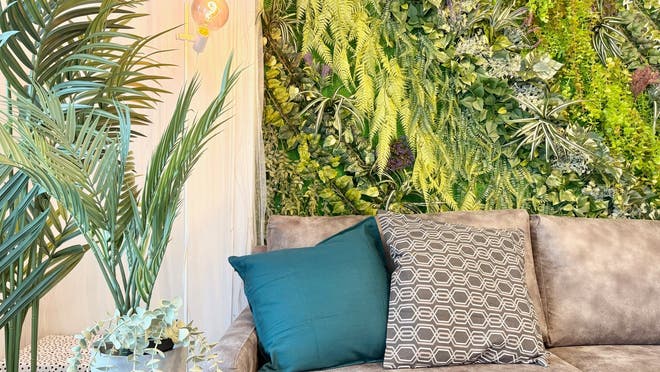 NEW!【関内5分/馬車道3分】最大24名/壁面緑化4m/光無料Wifi/会議・撮影・女子会・ボドゲ等!飲食🍷可!ゴミ捨て無料!の写真4