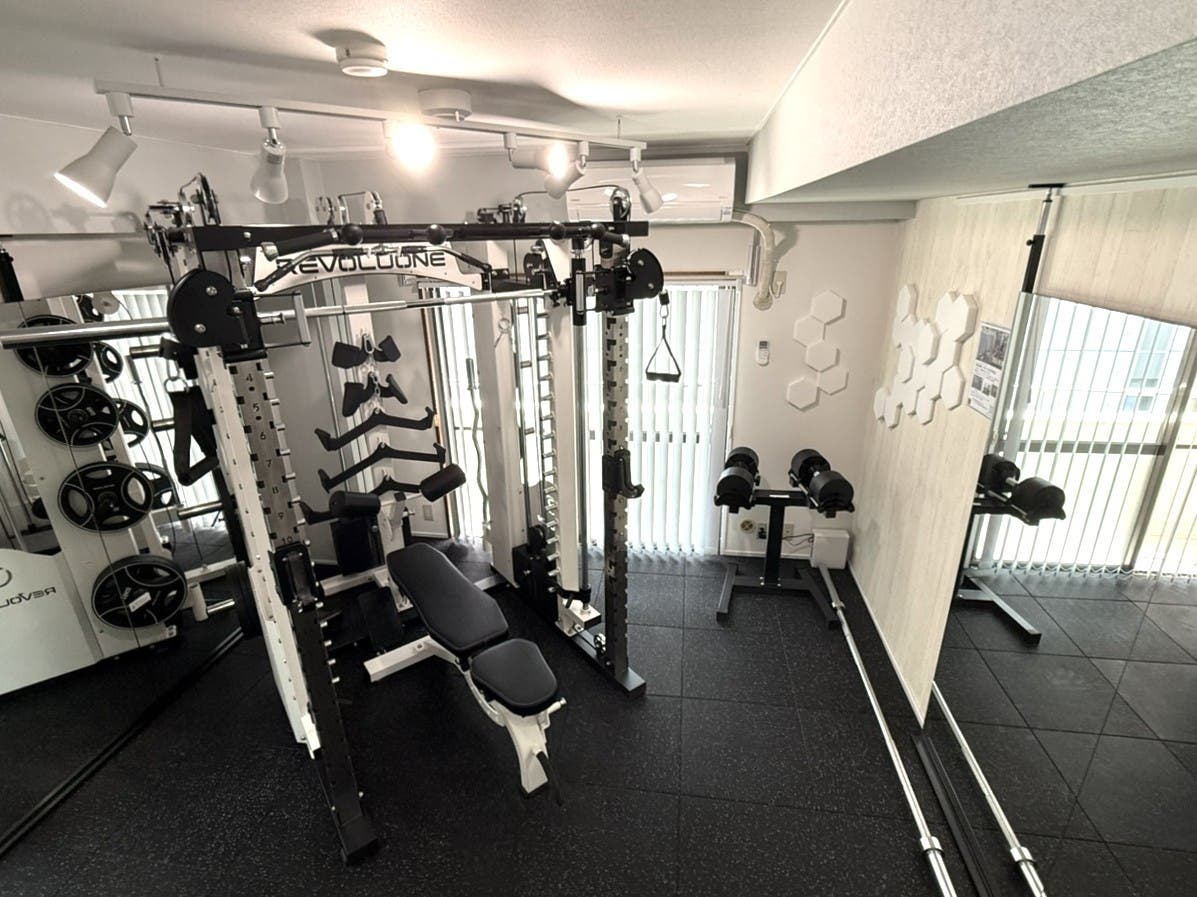 【西新宿5丁目駅徒歩3分】即日予約可⭕｜24時間営業✨｜設備充実｜オールインワンスミス導入｜撮影OK📷｜清潔感🧹の写真1