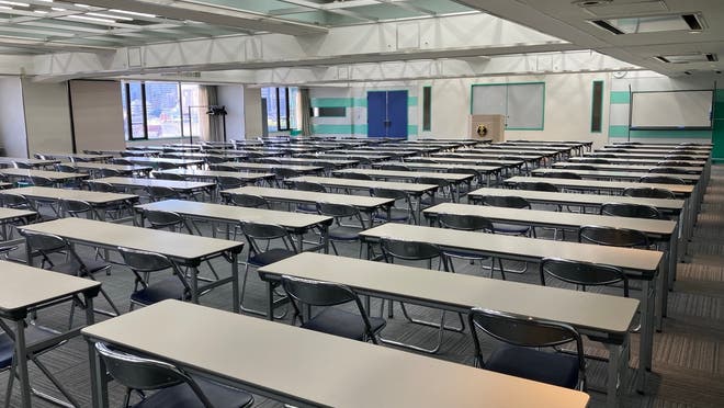 【全理連ビル貸会議室】BC室の写真1