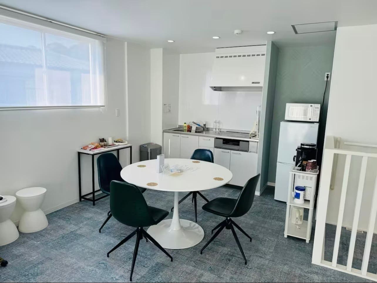 大型ルーフバルコニー・ペット可・1棟2階建貸切ビィラ・駐車場3台・大部屋の写真5