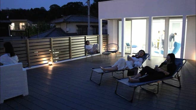 大型ルーフバルコニー・ペット可・1棟2階建貸切ビィラ・駐車場3台・大部屋の写真2