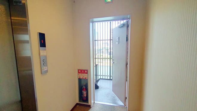 北浜駅から徒歩1分の貸し切り個室/大きな窓付きで換気可能/高速インターネット/リモートワーク最適!801号室の写真8