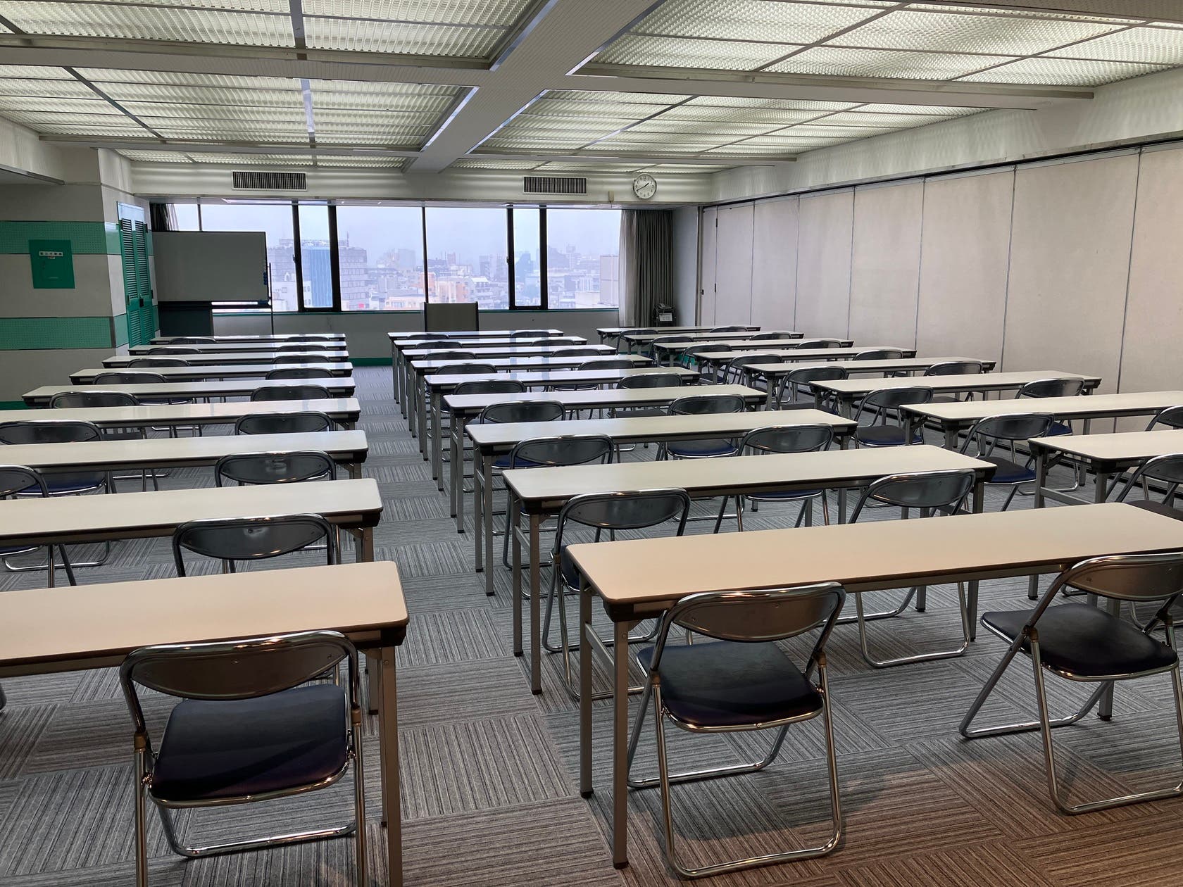 【全理連ビル貸会議室】A室の写真2