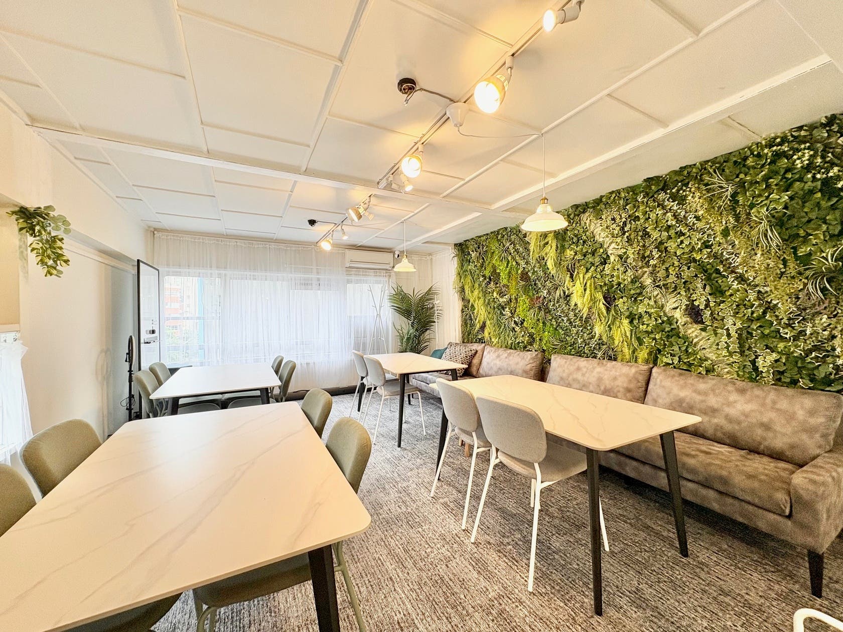 NEW!【関内5分/馬車道3分】最大24名/壁面緑化4m/光無料Wifi/会議・撮影・女子会・ボドゲ等！飲食🍷可！ゴミ捨て無料！の写真6