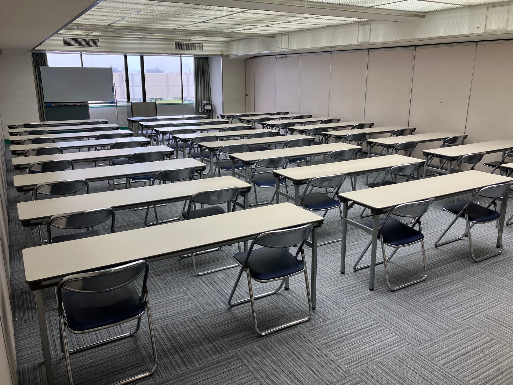 【全理連ビル貸会議室】B室の写真2