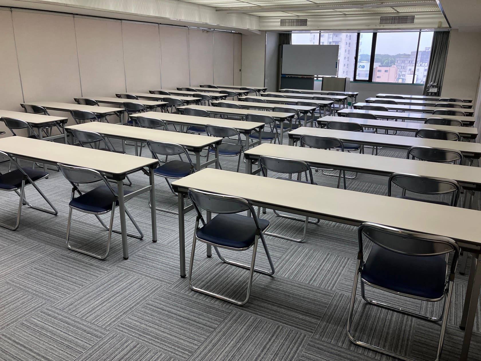 【全理連ビル貸会議室】B室の写真3