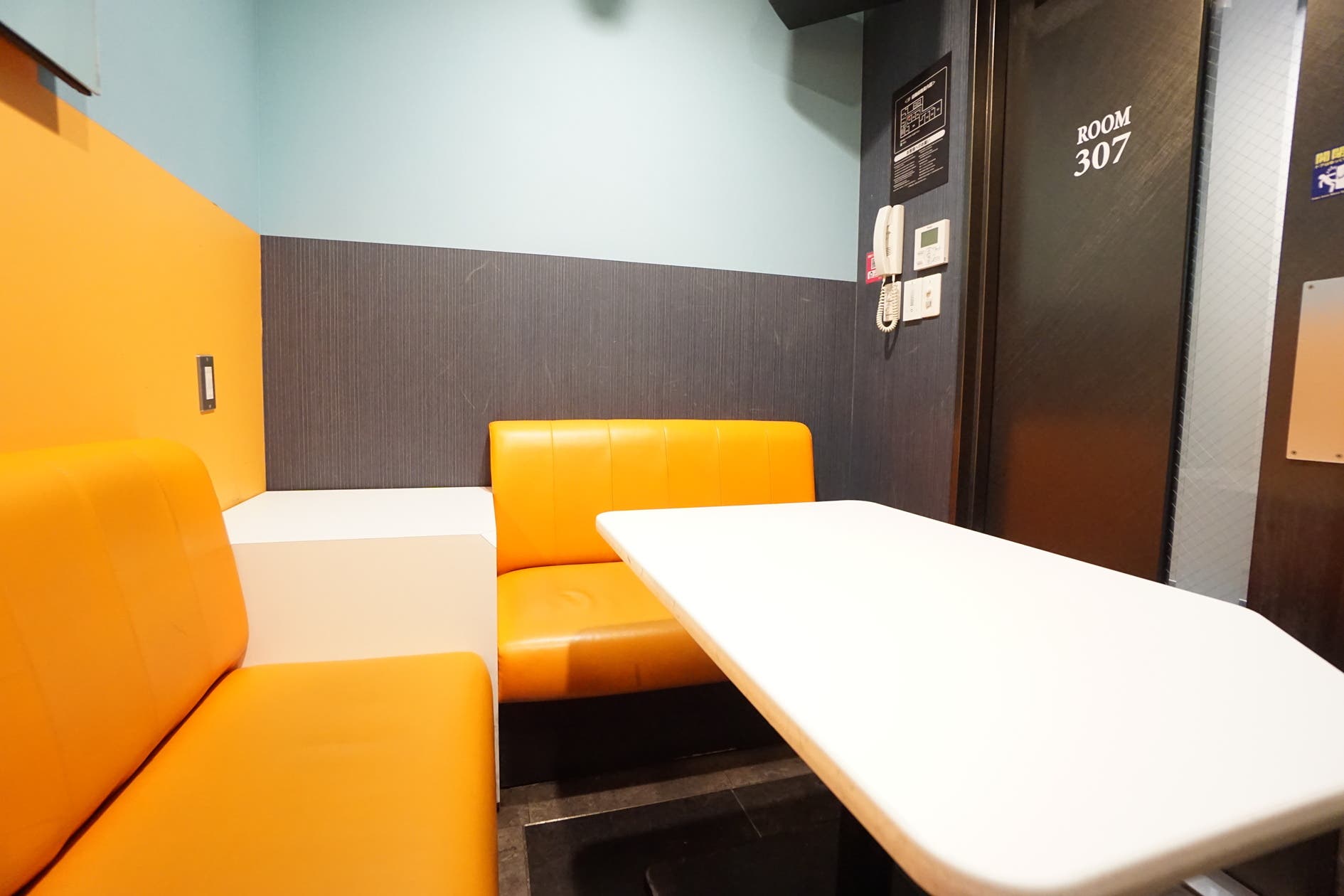 《1名用》テレワークルーム（加熱式たばこのみ可）の写真2