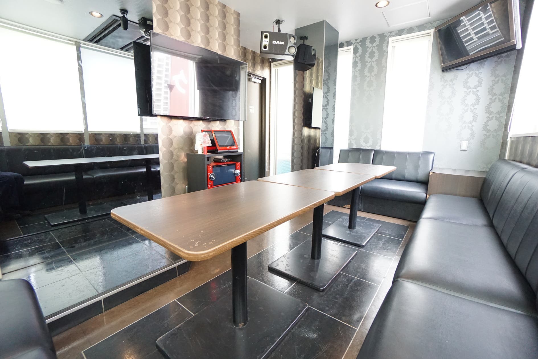 《2~4名用》会議・打ち合わせ用ルーム【サイズS】（加熱式たばこのみ可）の写真7