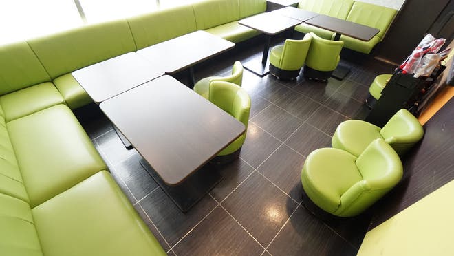 《2~4名用》会議・打ち合わせ用ルーム【サイズS】(禁煙)の写真1