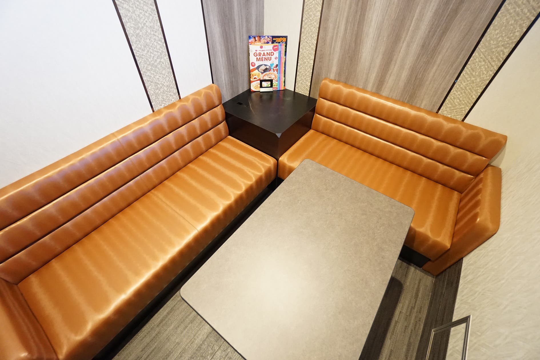 《2~4名用》会議・打ち合わせ用ルーム【サイズS】の写真13