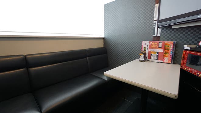 《1名用》テレワークルーム(加熱式たばこのみ可)の写真3