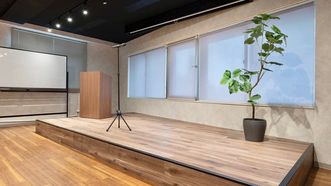 渋谷駅1分🚃最大86名着席🎉ステージ付き超大型スペース🎤懇親会/イベント/ビジネス利用に♪の写真10