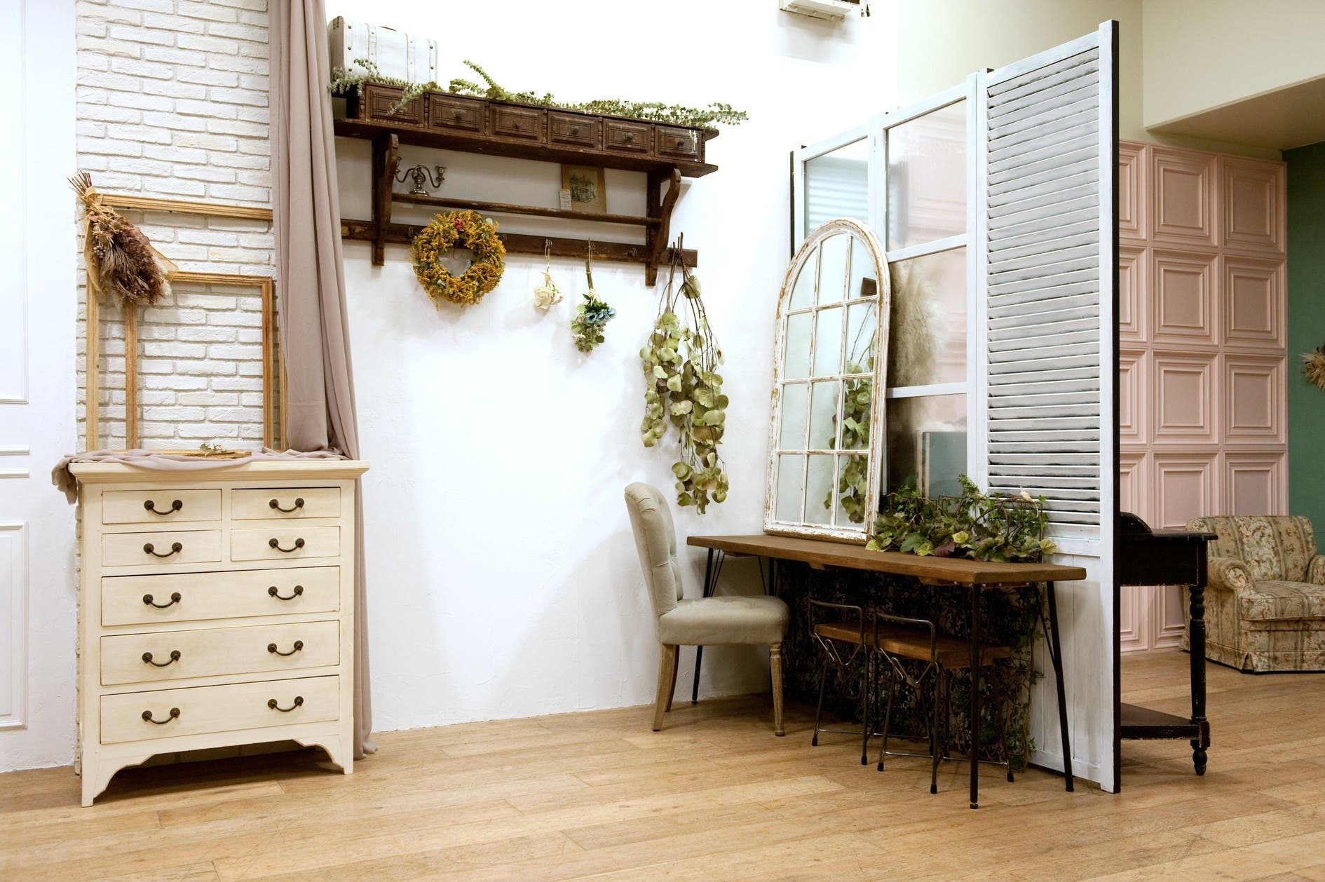 【撮影スタジオ】白ホリがある天高４Mの撮影スタジオ。様々なシーンが演出可能の写真4