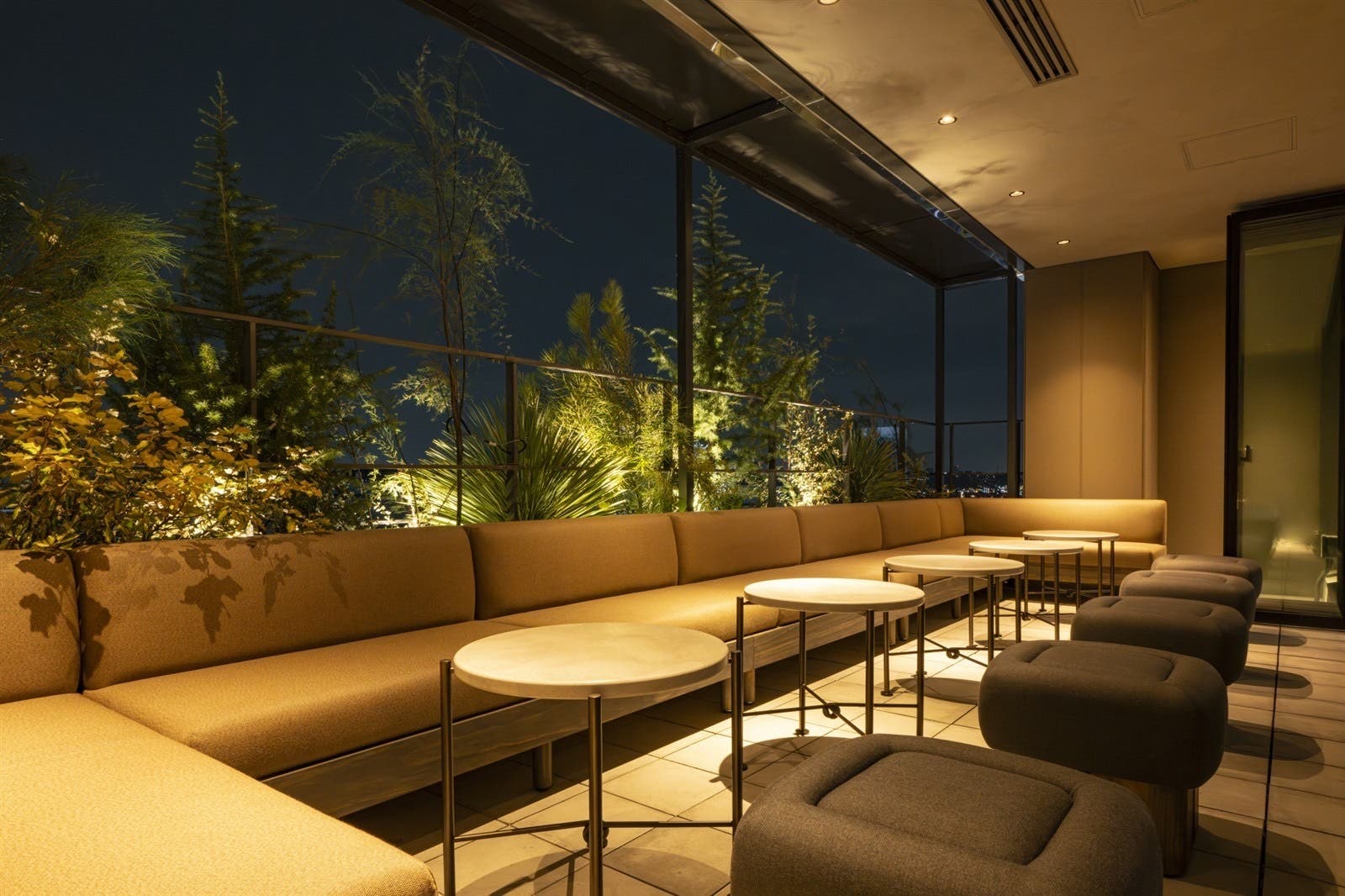 駅近ビルのルーフトップバー。会議場所や懇親会利用にも。の写真14