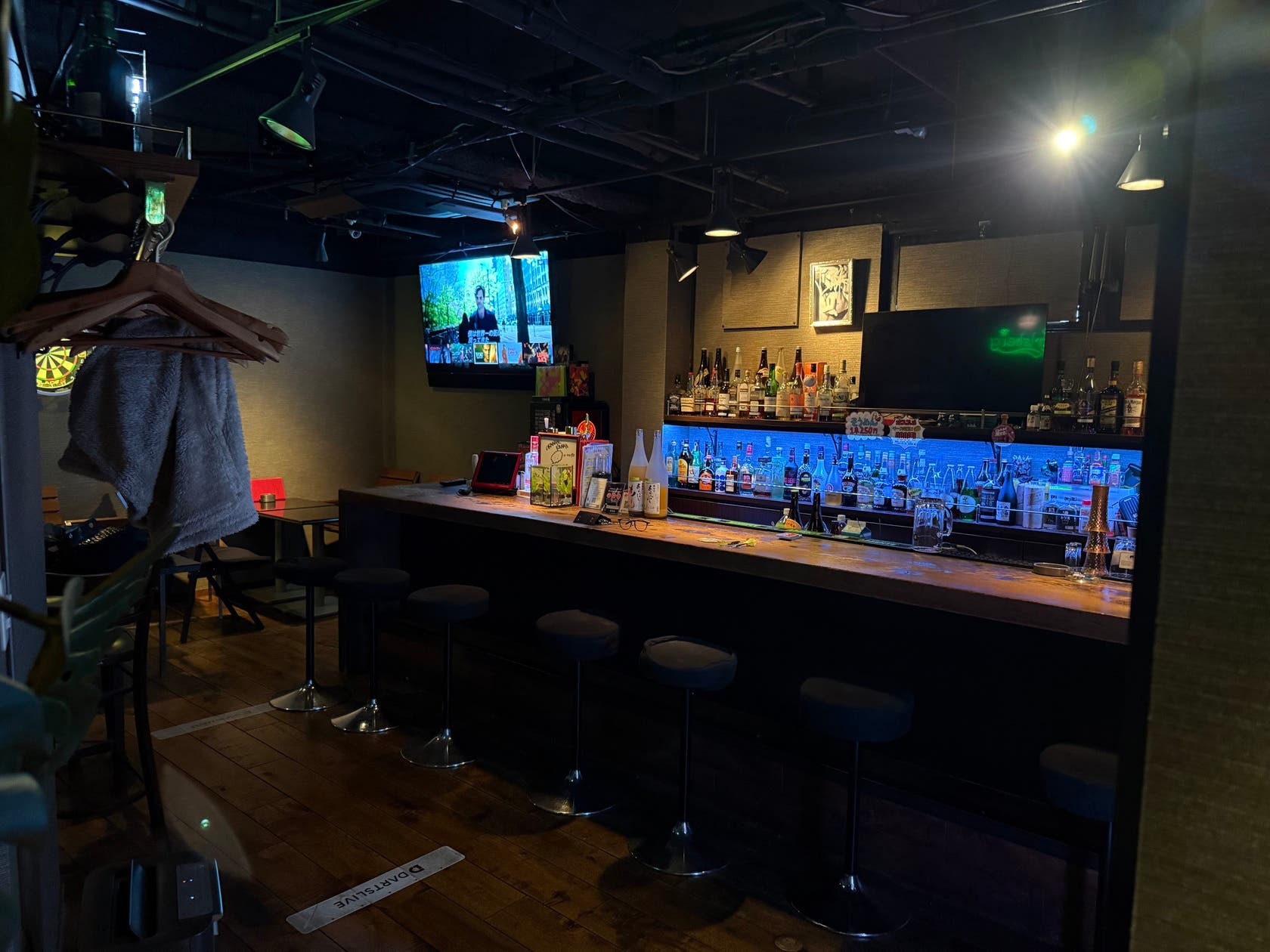 天神西通りセブンイレブンの五階の好立地の写真1