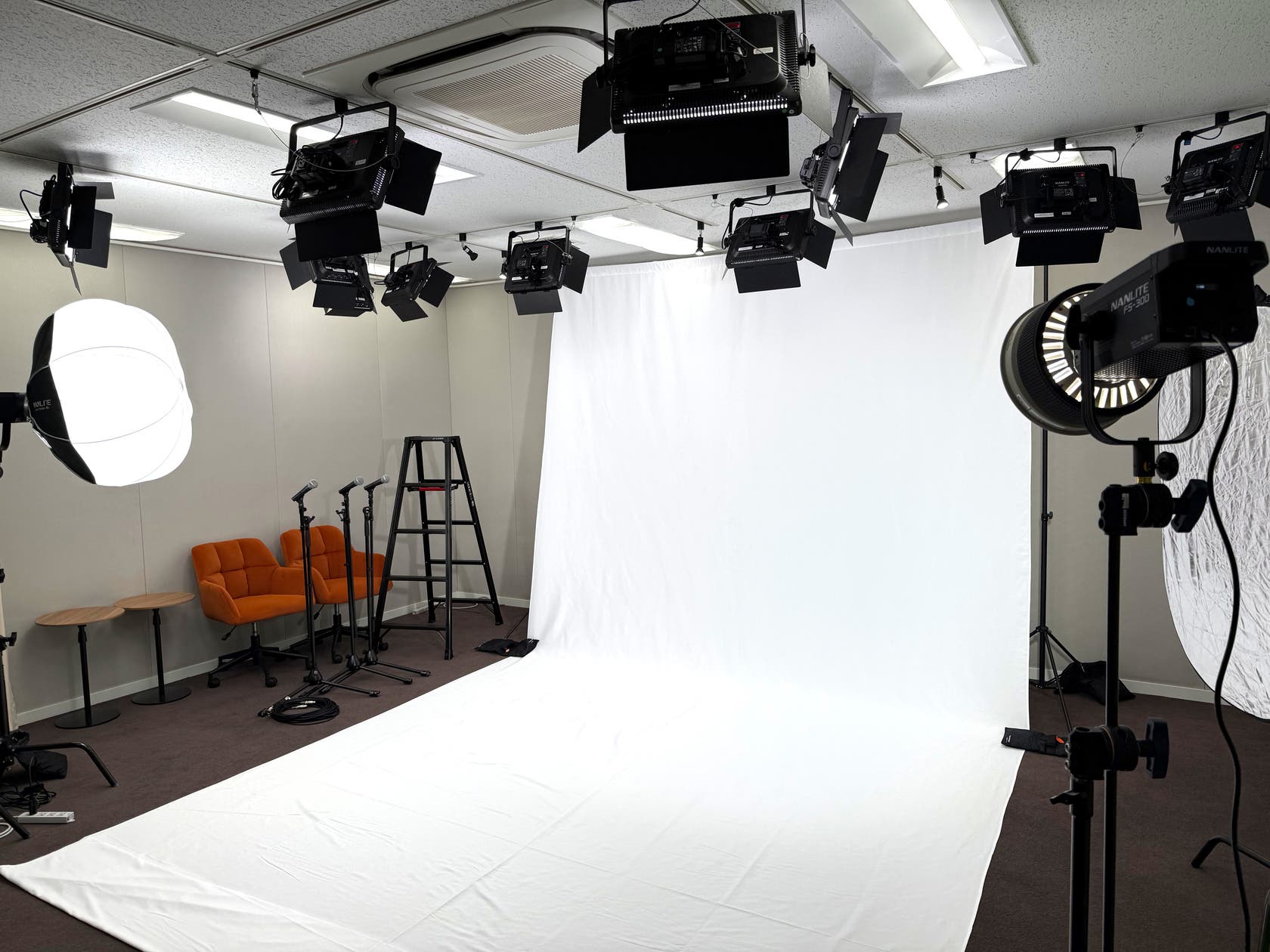 港区エリア≪ミドルサイズ／防音設計／グリーンバック完備≫【南麻布MICStudio】の写真6